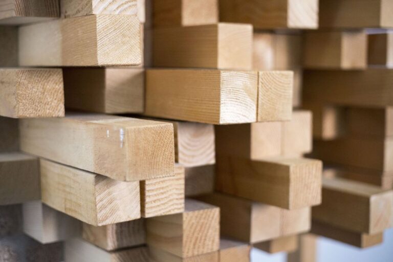 7 Pros And Cons Of Timber Frame Floors And Roofs - Advanced BC