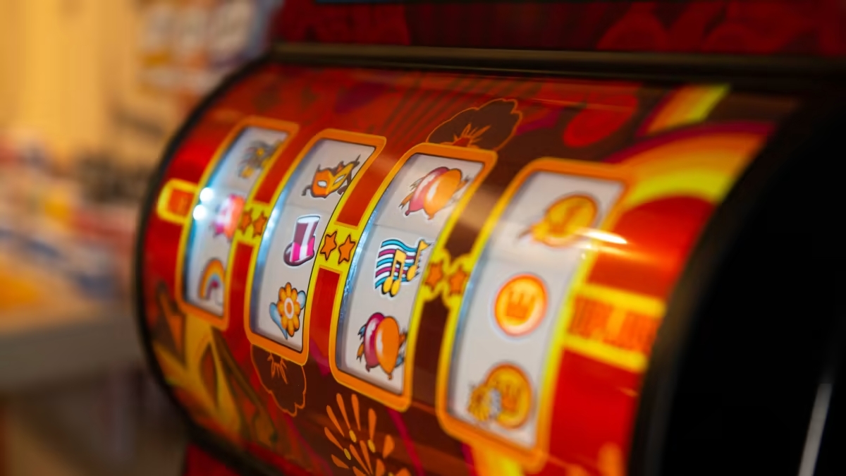 Why Do Casinos Remove Slot Machines? - Advanced BC